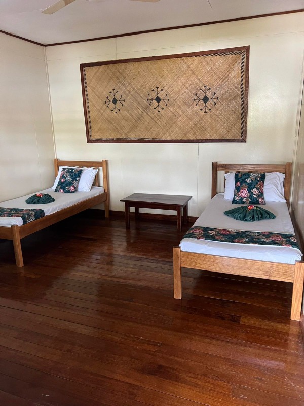 Stay with Us - Qua Roviana Accommodation