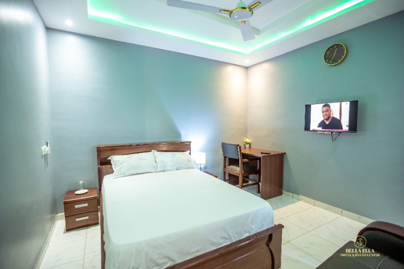 Booking - Bella Ella Hotel and Event Center